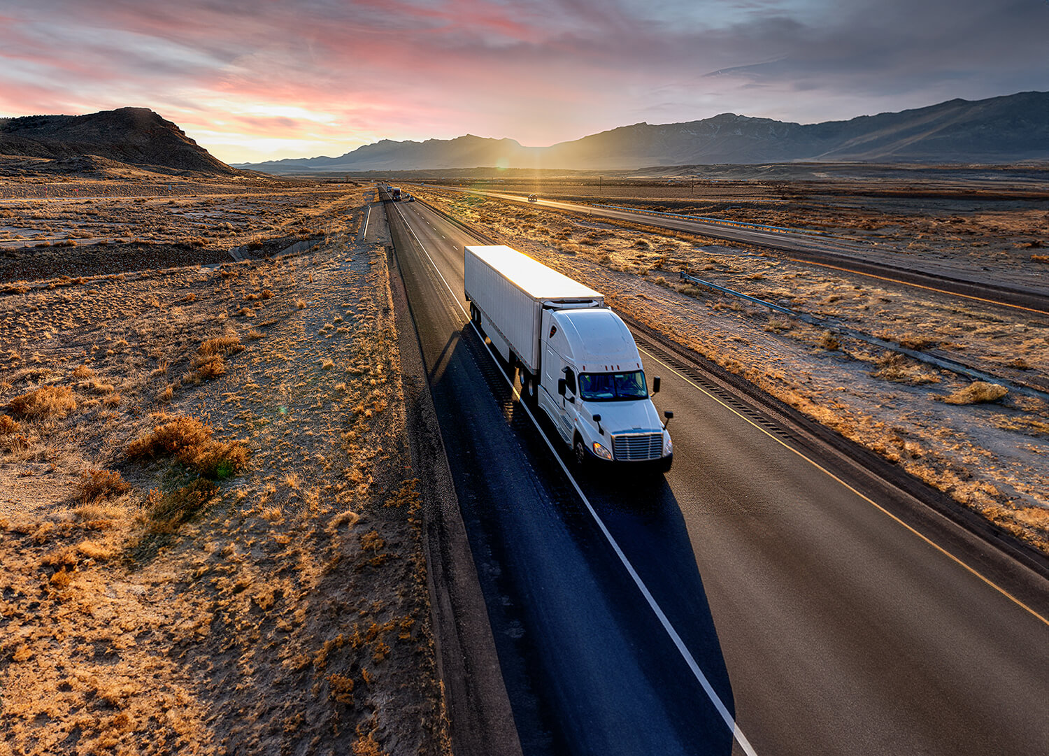 Aproveche los Envíos Transfronterizos | Redwood Logistics